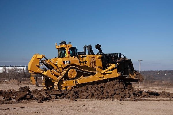 Bulldozer Weight Explained: How Much Does a Bulldozer Weigh in Tons and ...