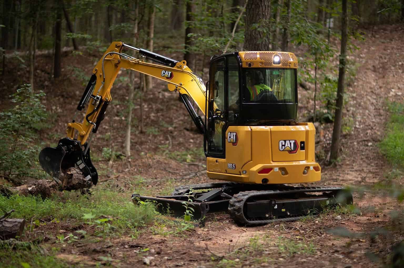 Digger vs Excavator: What’s The Difference & Which One To Choose?