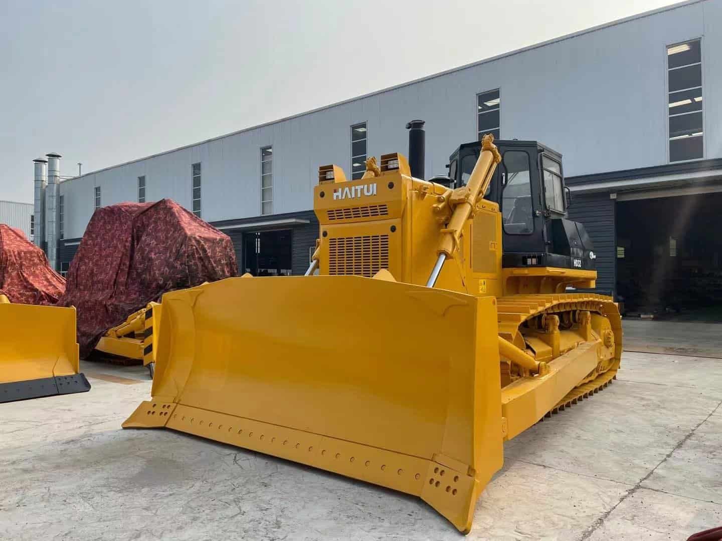 Different Types Of Bulldozer Blades And Their Applications