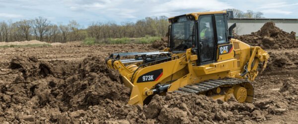 Bulldozer vs Loader: Key Differences, Performance, And Best Uses Explained