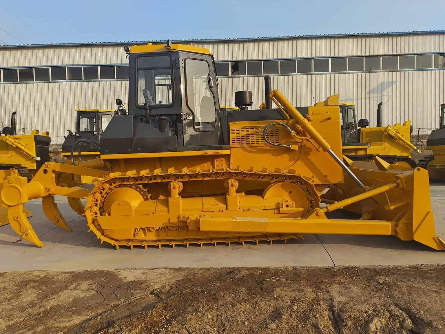 Backhoe vs Excavator vs Bulldozer: Key Differences & Best Uses